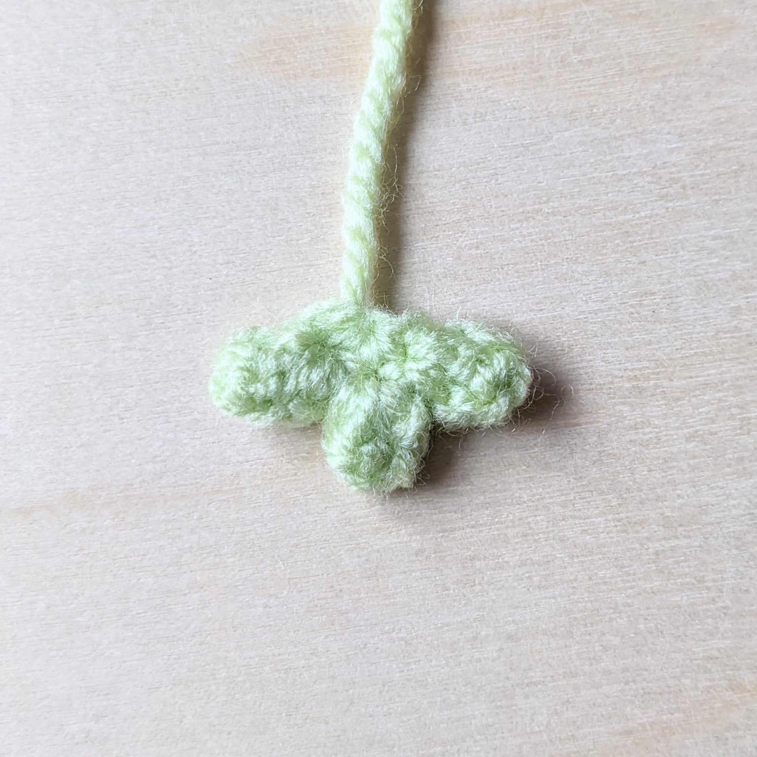 Sprigatito free Pokemon crochet pattern - TinyClove