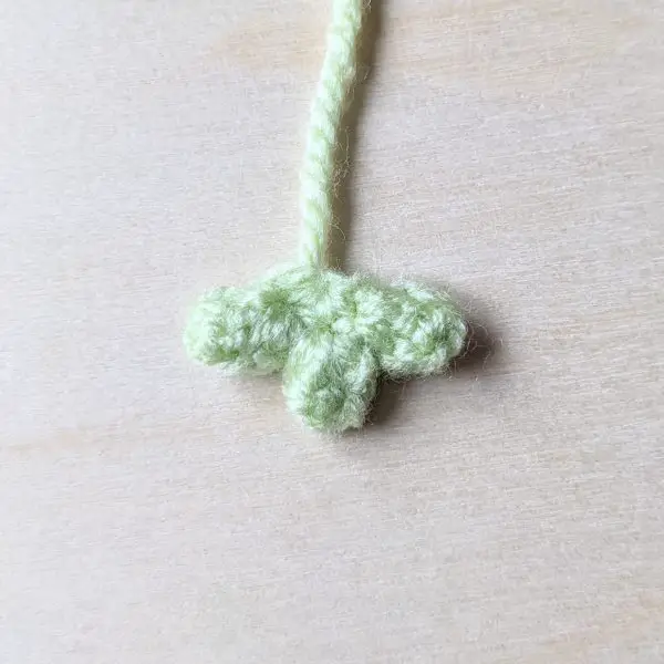 Sprigatito free Pokemon crochet pattern - TinyClove